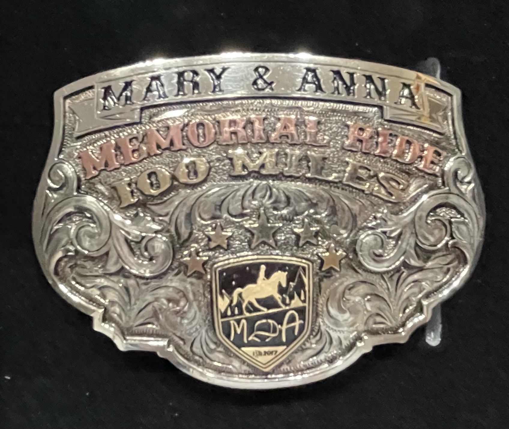 The 100 mile buckles arrived! – ~ The Mary & Anna Memorial Ride